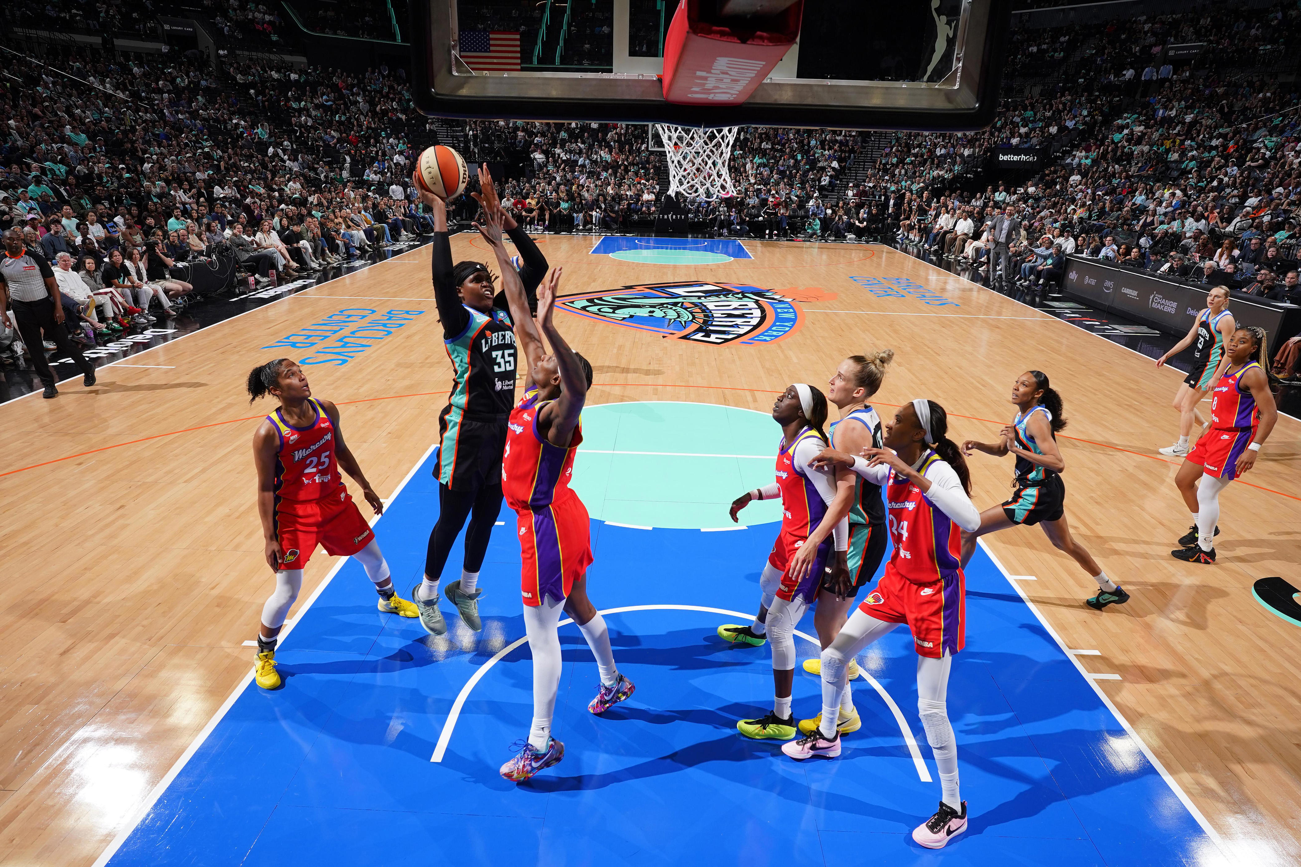 New York Liberty go on historic run, defeat Phoenix Mercury 84-74