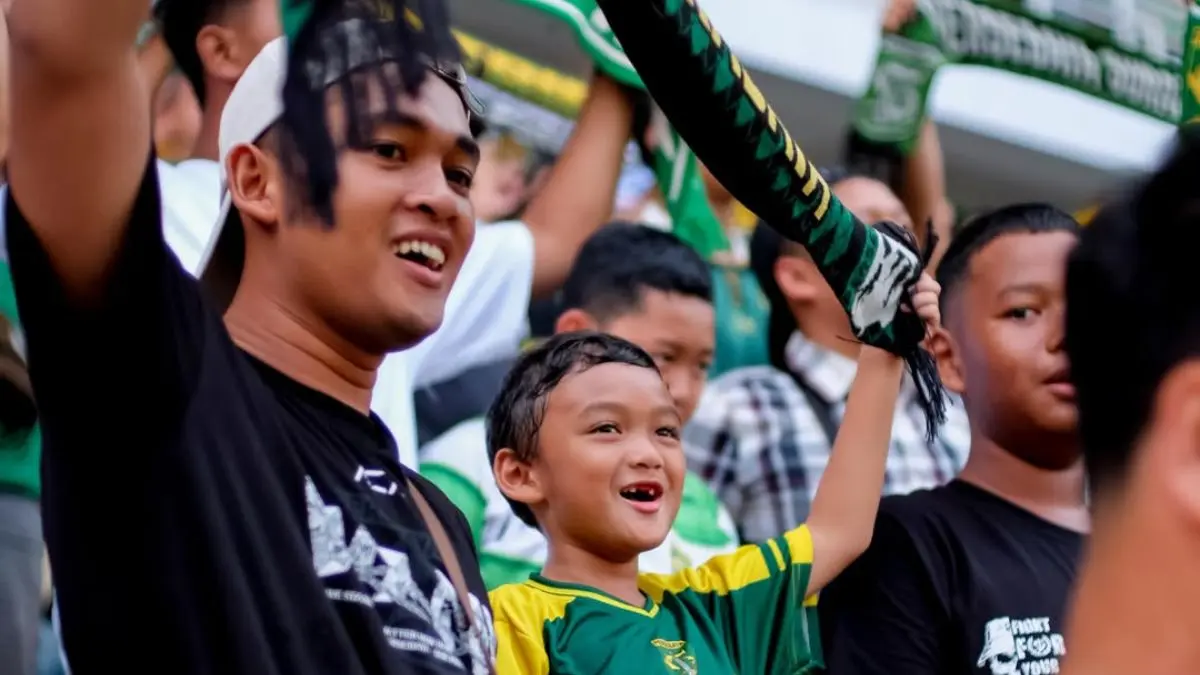 Oknum suporter bikin Persebaya Surabaya kena denda Rp 250 juta! Padahal ...