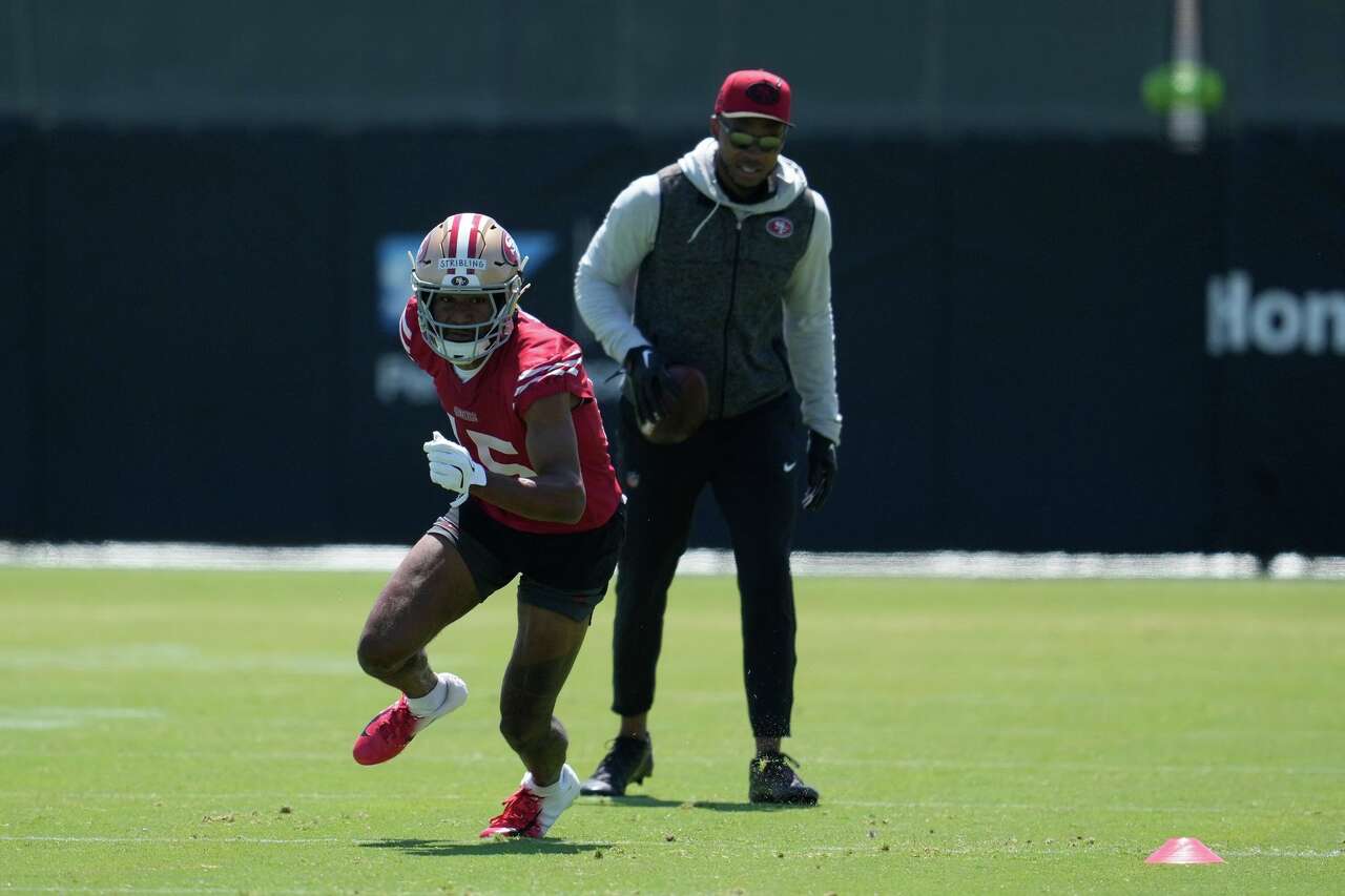 How does 49ers' top pick look? Will rookie RB catch? Top questions as ...