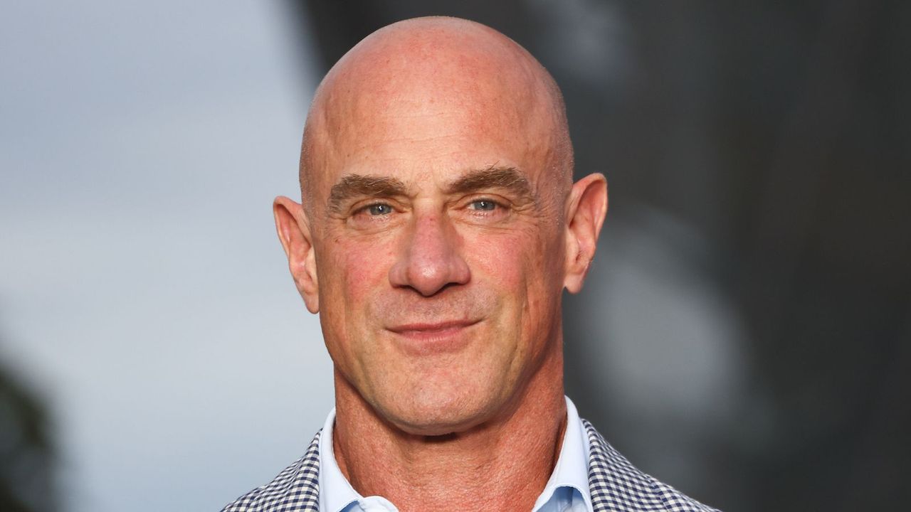 Christopher Meloni's olive sofa proves this earthy shade is the ...