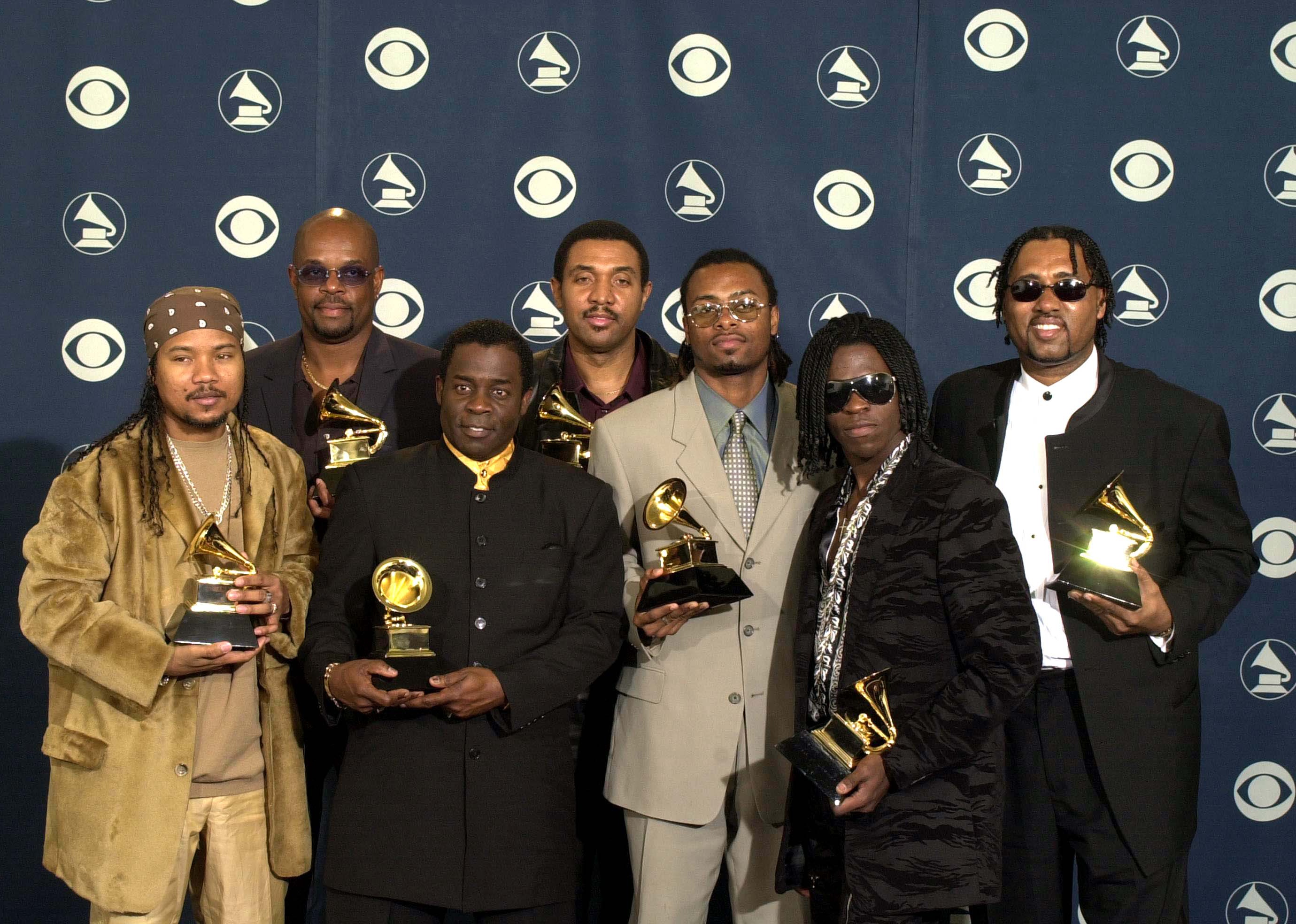 The one-hit wonders from the early '00s that we still can't get out of ...