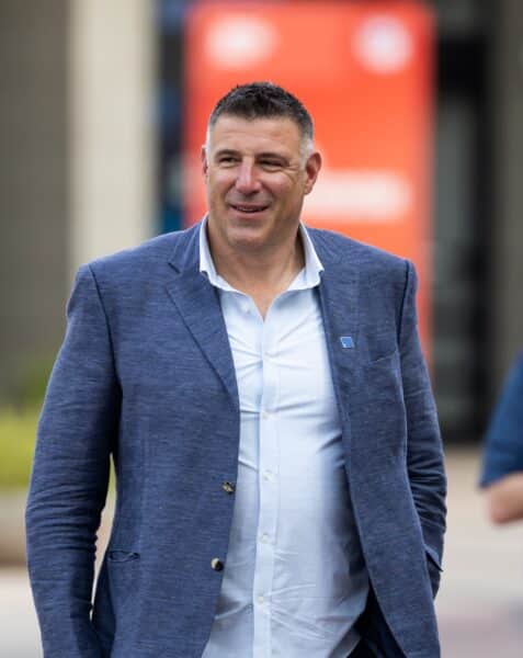 I love Jen: NFL fans outraged about New England Patriots HC Mike Vrabel ...