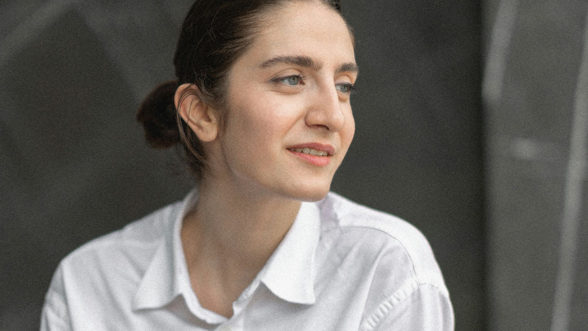 20 things women wear that make people act more polite