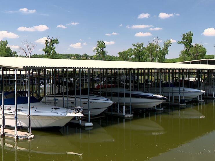 High gas prices force Omaha boaters to adjust summer recreation plans