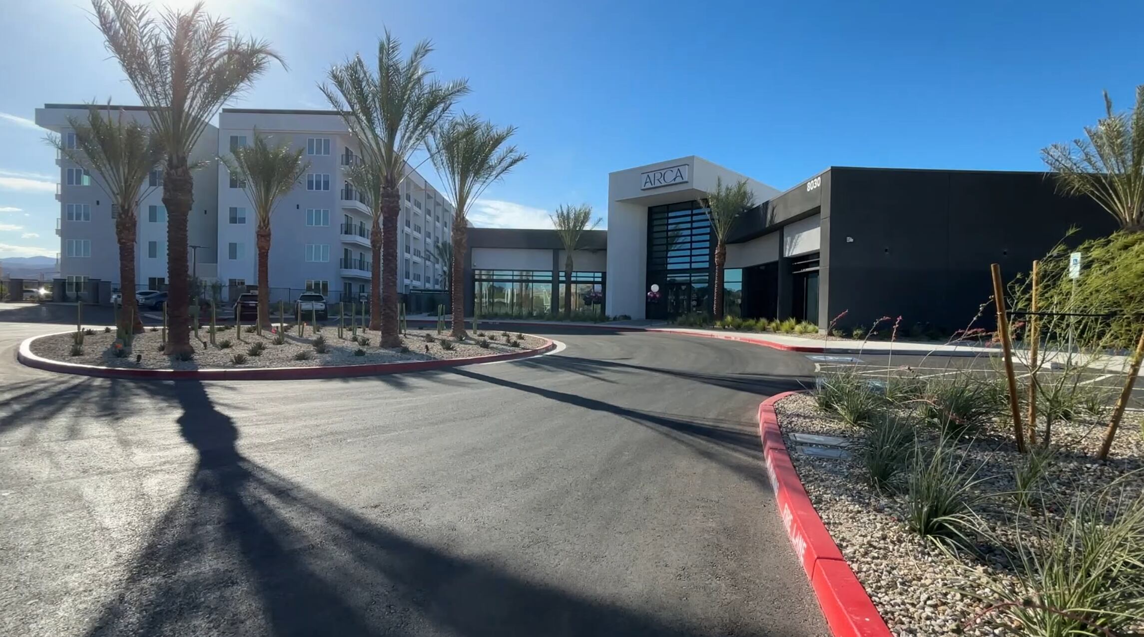 Las Vegas apartment complex opens nearly 3 years after massive $100M ...