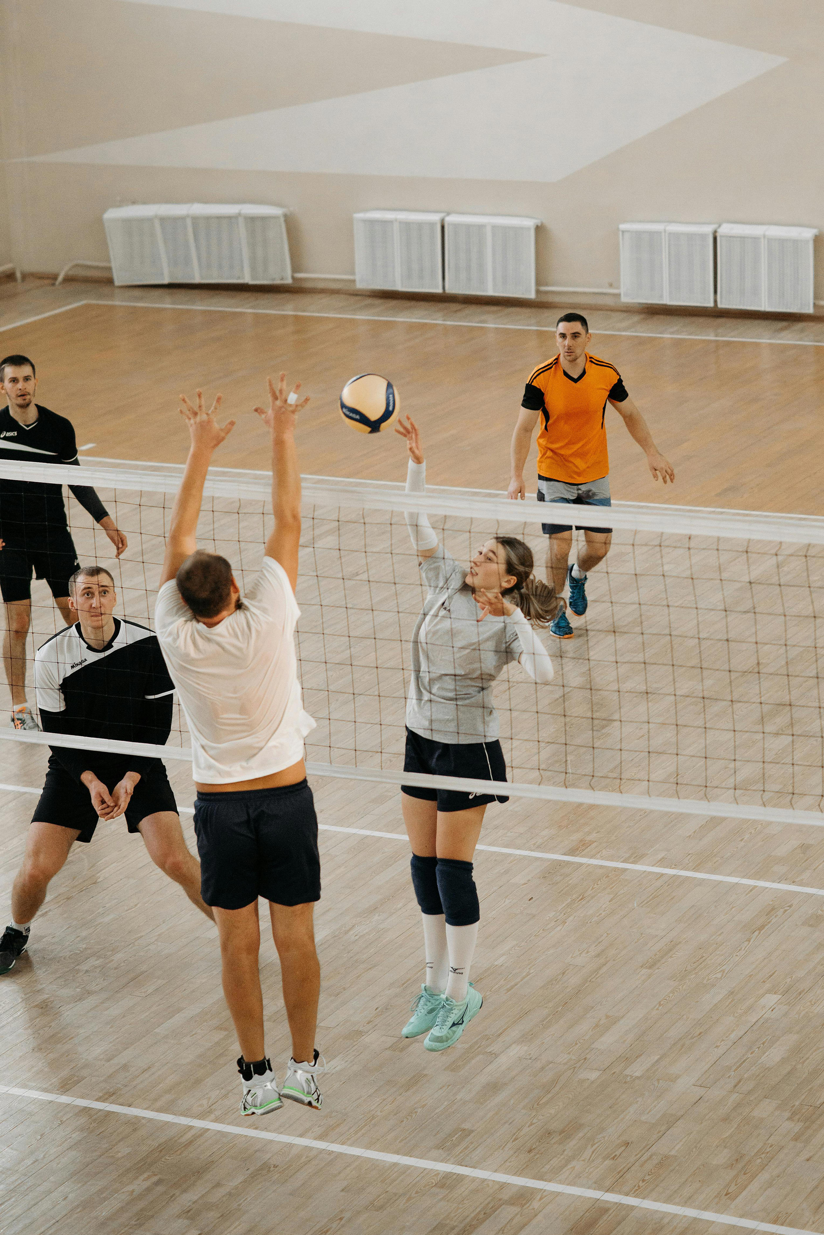 10 health benefits of playing volleyball by Health Fitness Revolution