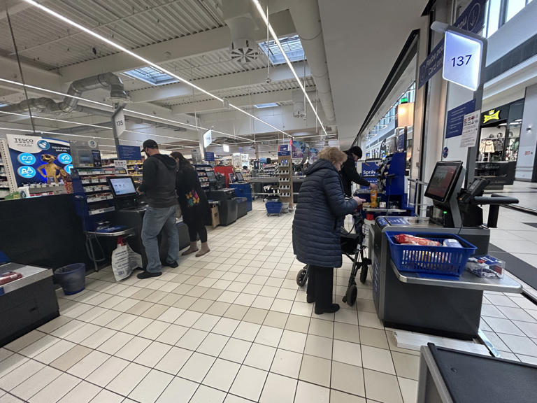 Anketa: Stále stejné obchody. Jaký řetězec vám v Hradci Králové chybí?