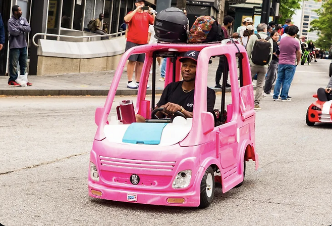 Georgia builder turns modified toy car into 55-mile range ultra-low ...