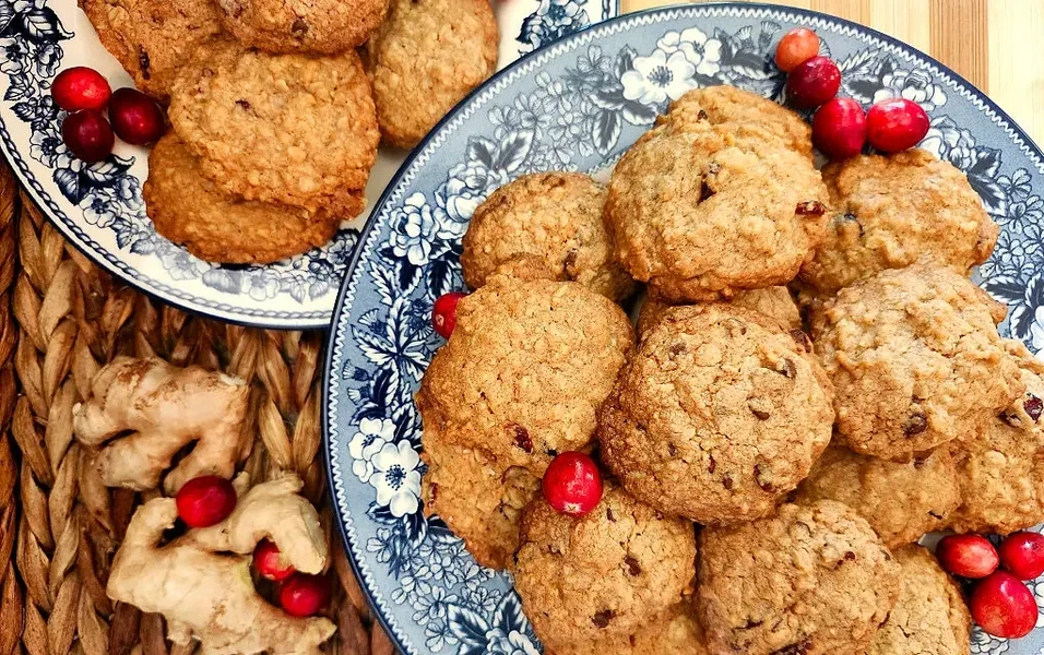 Oatmeal cookies that warm your heart