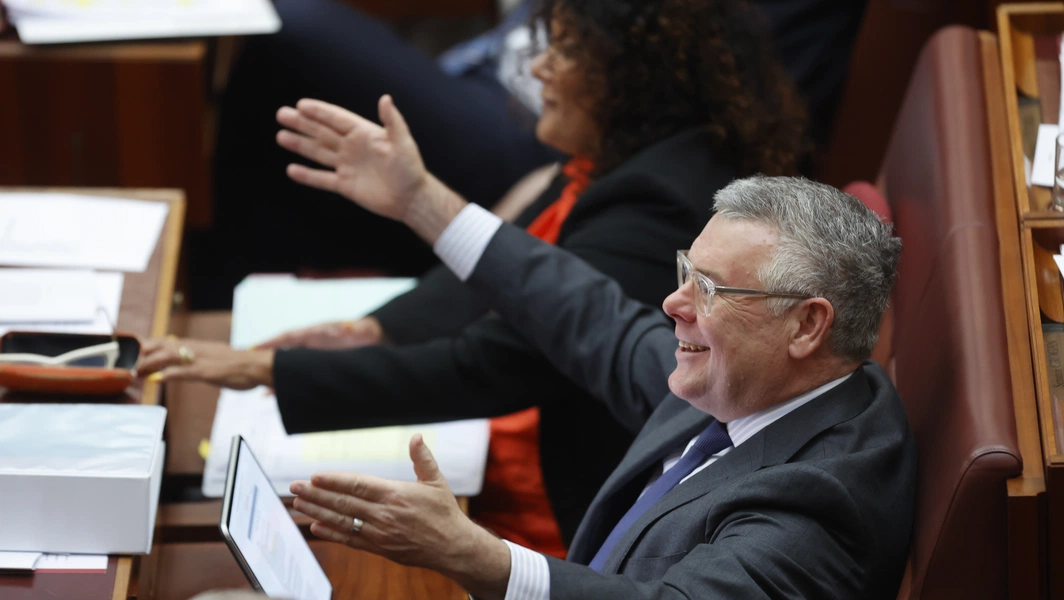 Federal environment minister faces court over NT land clearing