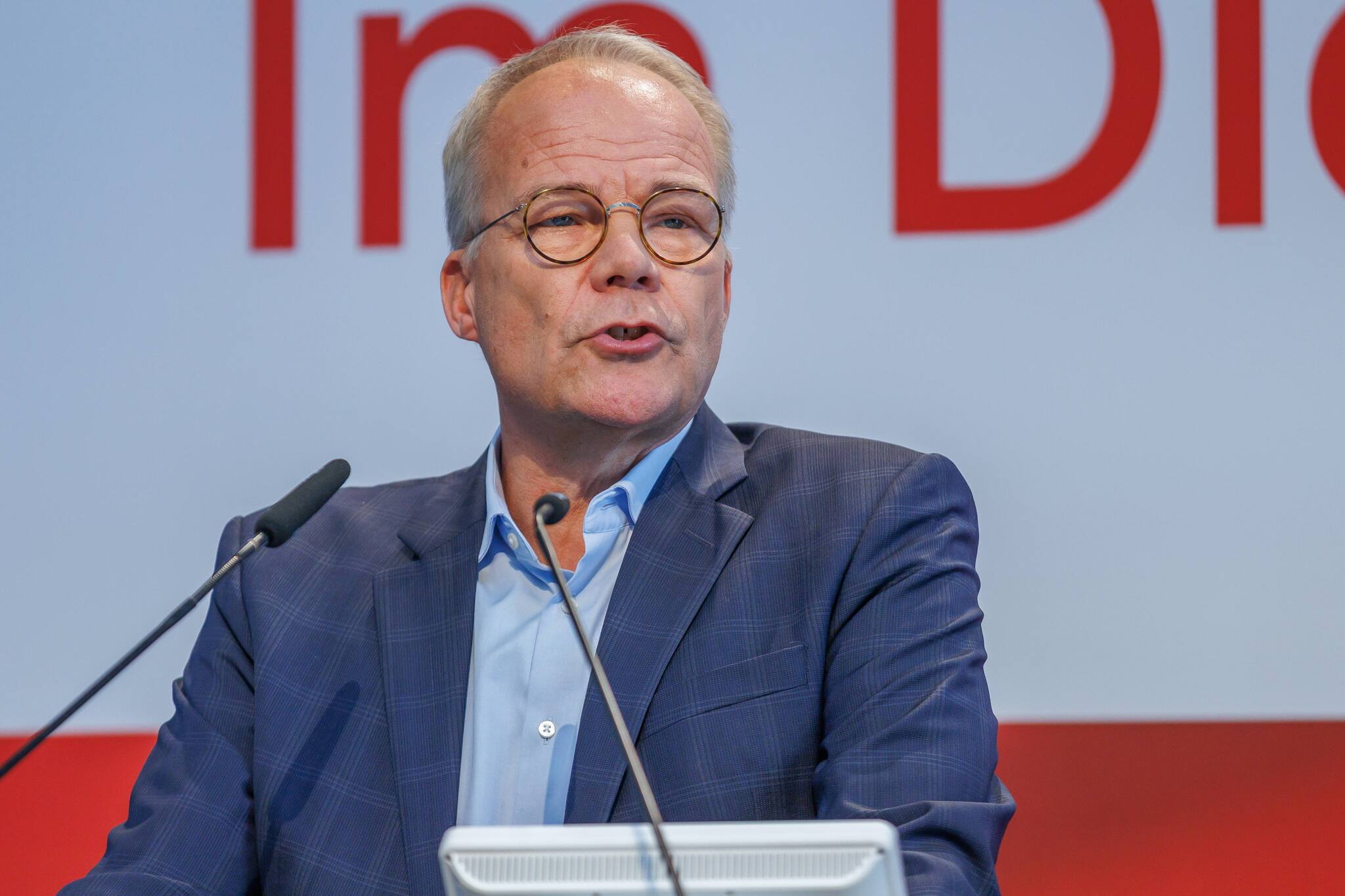 Chef der SPD im Bundestag: Miersch stellt sich in Laatzen Fragen der Bürger