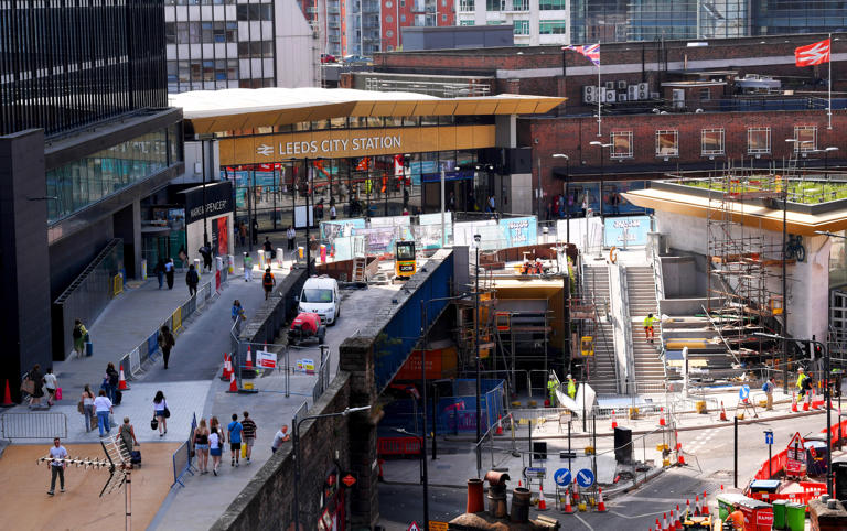 13 photos show gradual progress on major construction work at Leeds ...