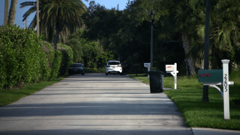 Decomposing body found in brush area in waterfront Vero Beach neighborhood