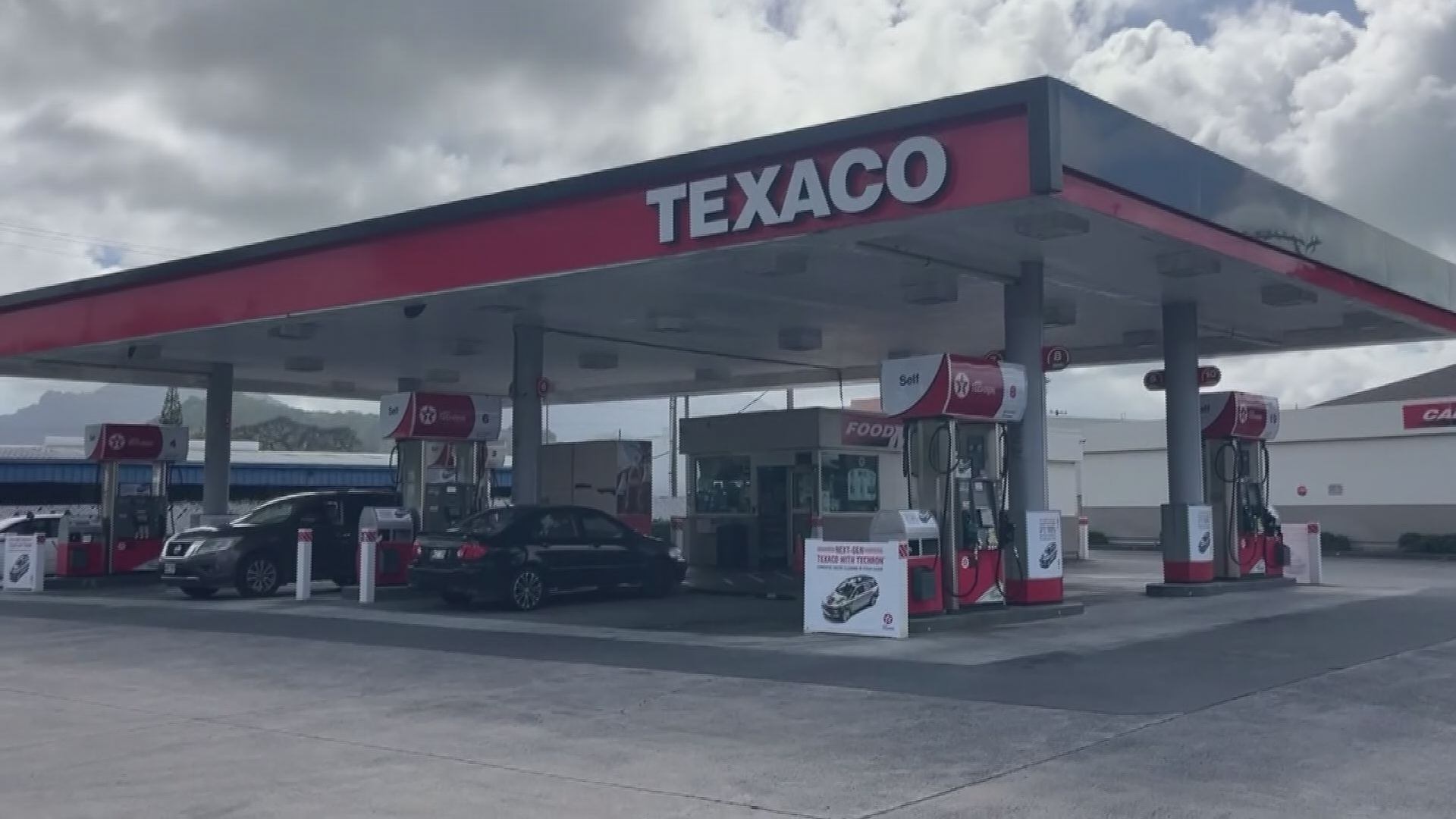 Police charge suspect in Kailua gas station robbery
