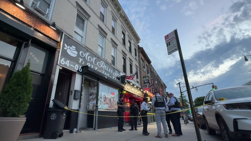 3-year-old girl critically hurt after apparent fall from window in Queens