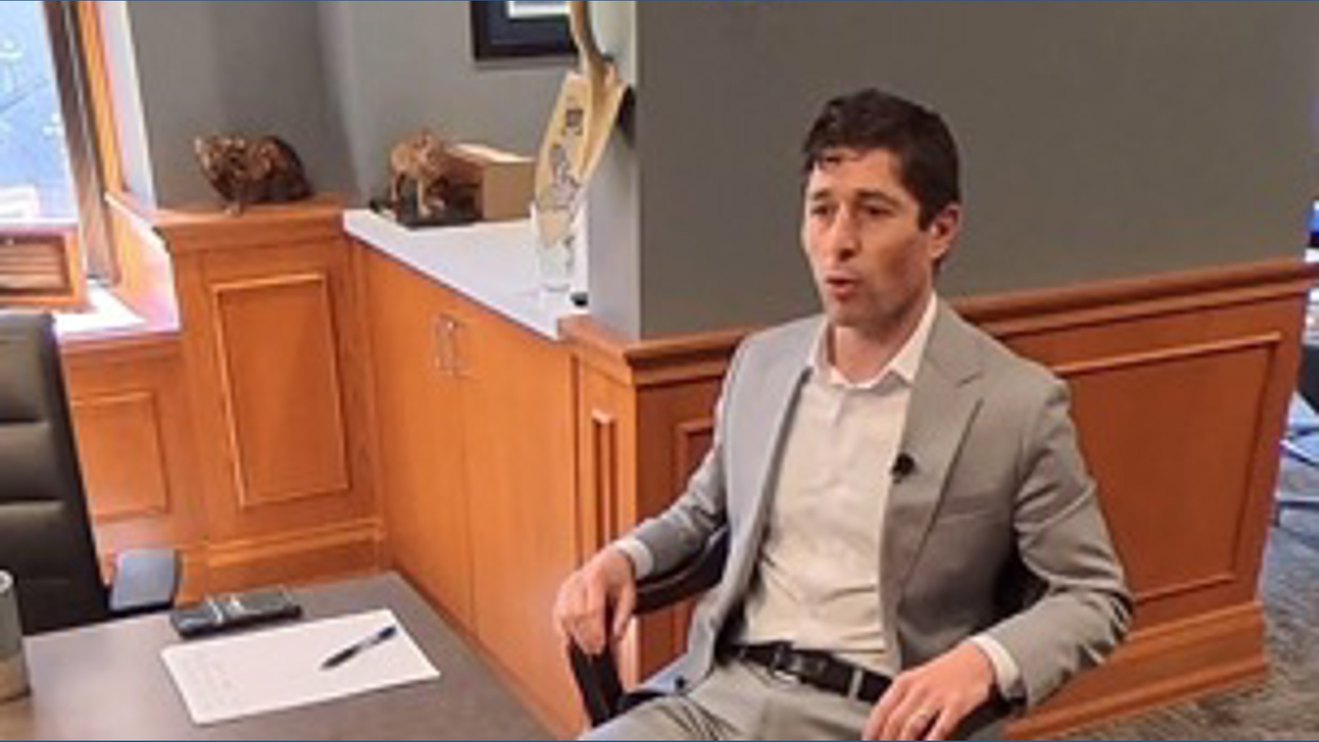 Frey: "I need to maintain public trust."