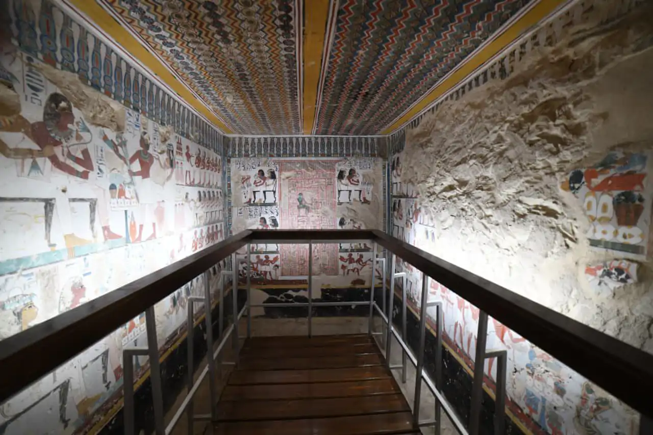 Los 10 sarcófagos, Cleopatra y Tutankhamón: ¿qué está pasando en Egipto?