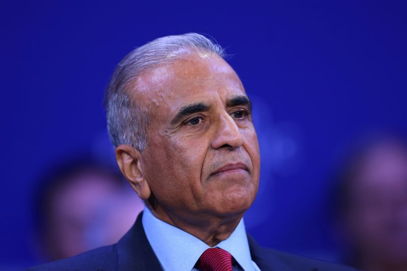 UK would block Indian billionaire Mittal raising BT stake, FT reports