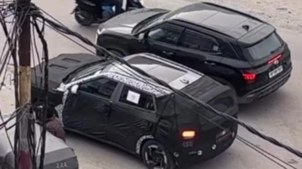 Next-gen Hyundai Creta spotted testing in India with older model