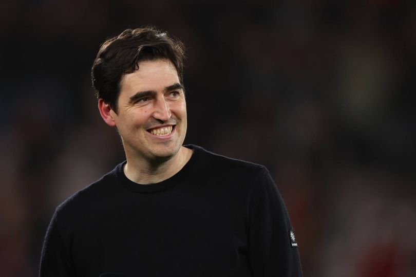 Liverpool news: Reds eye Arne Slot replacement as ace set for talks ...