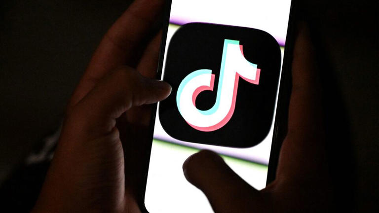 Is TikTok down? Hundreds of users report issues with ByteDance’s social ...