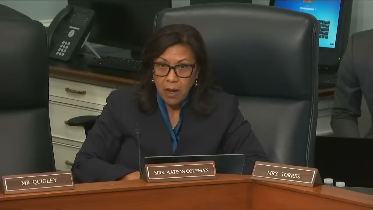 'That shouldn't be a political issue': Rep. Norma Torres calls out ...