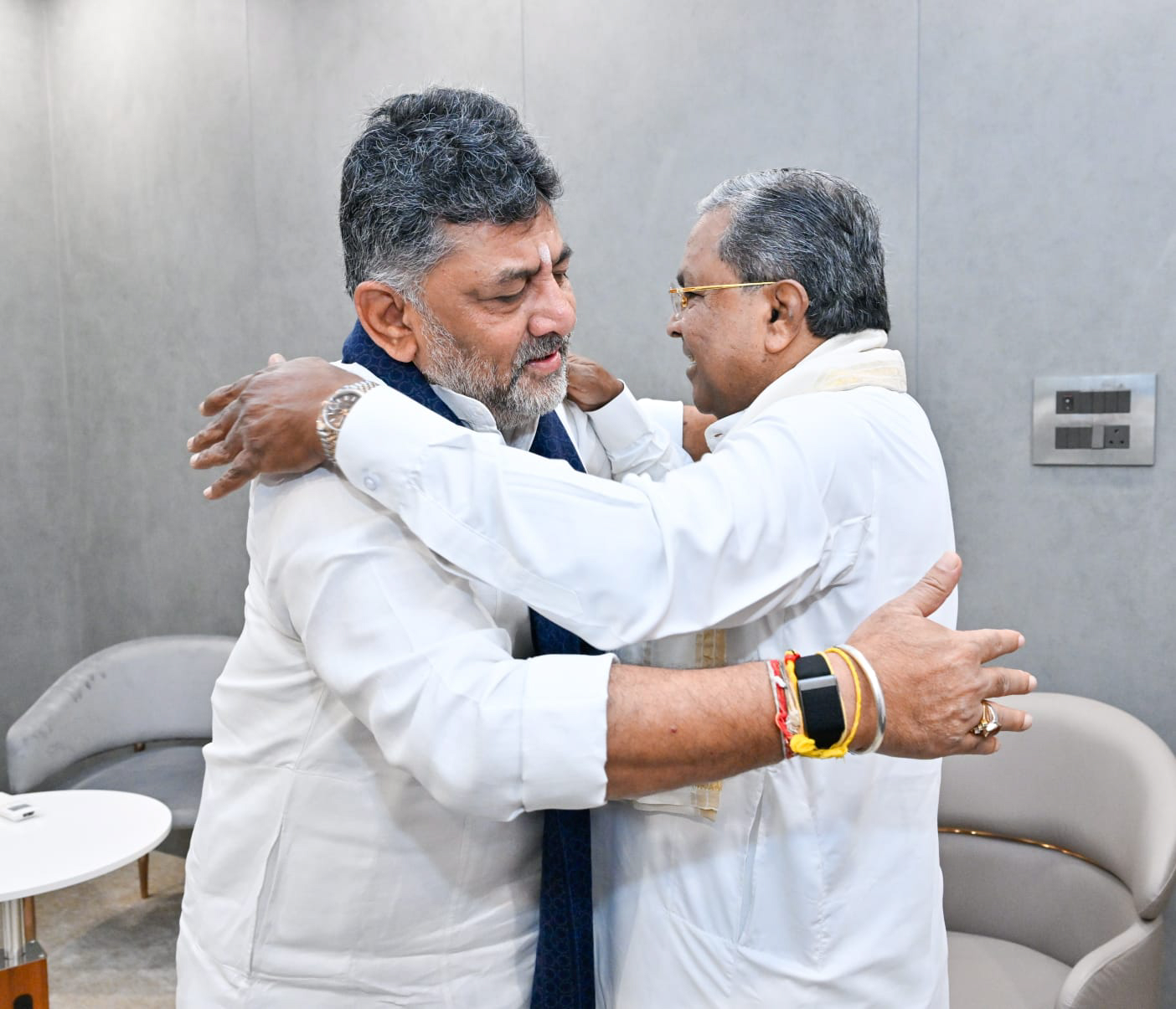 Siddaramaiah informs cabinet colleagues of his decision to step down ...