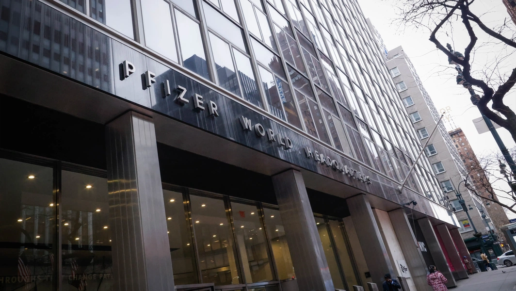 Pfizer maps growth path as $1.5B patent cliff looms in 2026