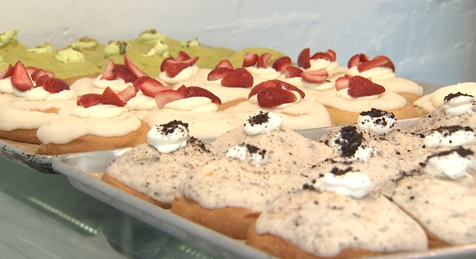 Las Vegas bakery goes viral for stuffed conchas