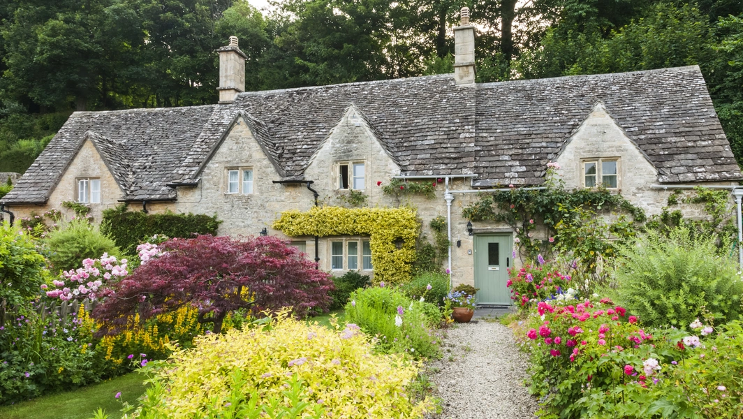 Bringing cottage charm into modern life