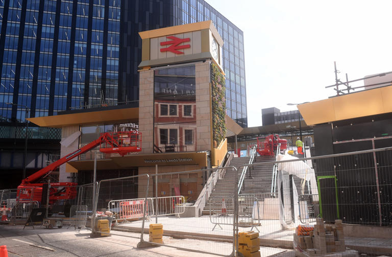 13 photos show gradual progress on major construction work at Leeds ...