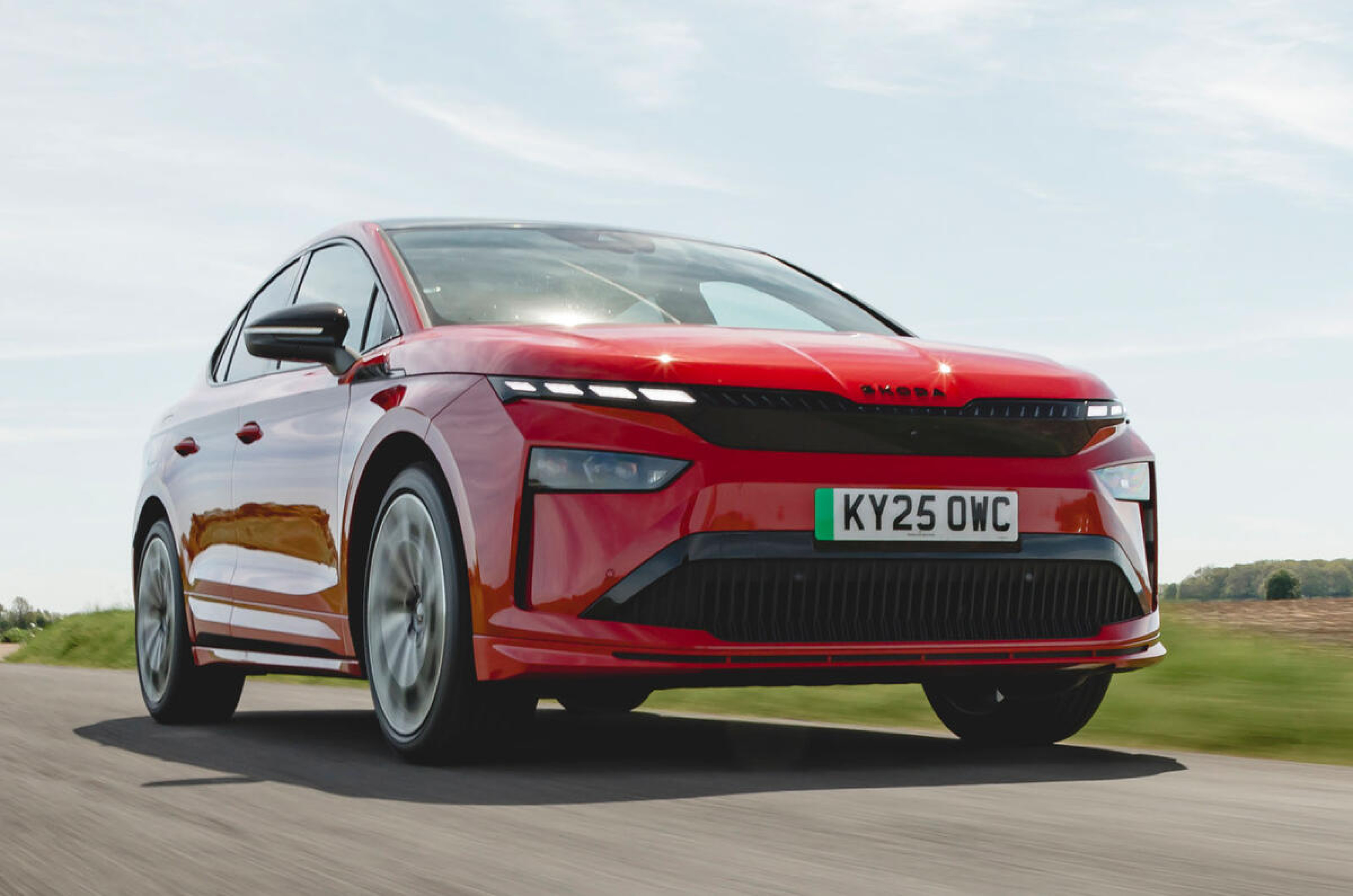 Veiligheid, ruimte, actieradius: 15 elektrische gezinsauto's die we ...