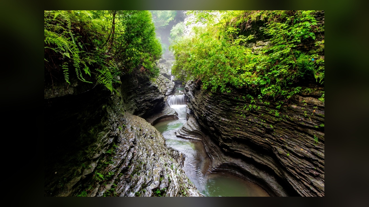 Upstate New York is hiding a 400-foot gorge with 19 waterfalls right ...