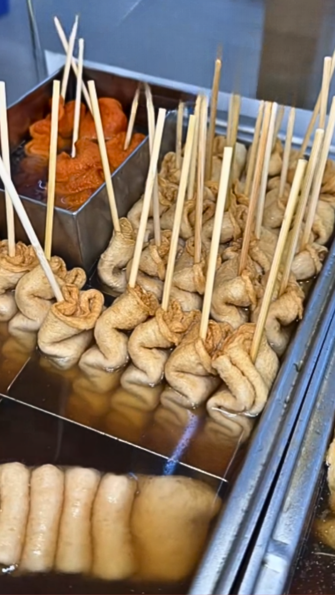 Oden Lawson, sekte jajanan wajib enak