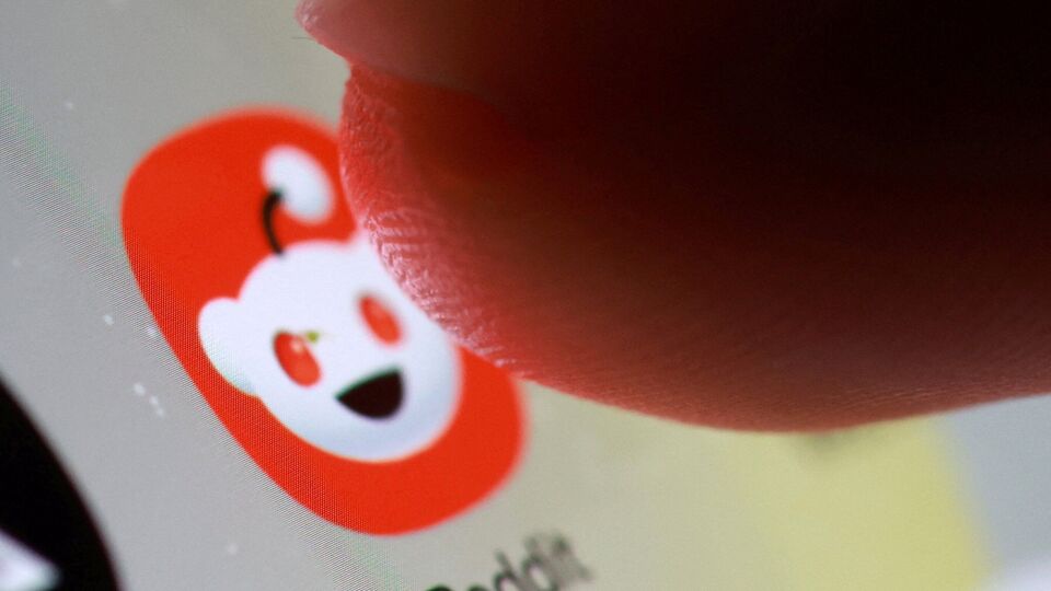 Reddit outage? Hundreds report login and access issues as users face ...