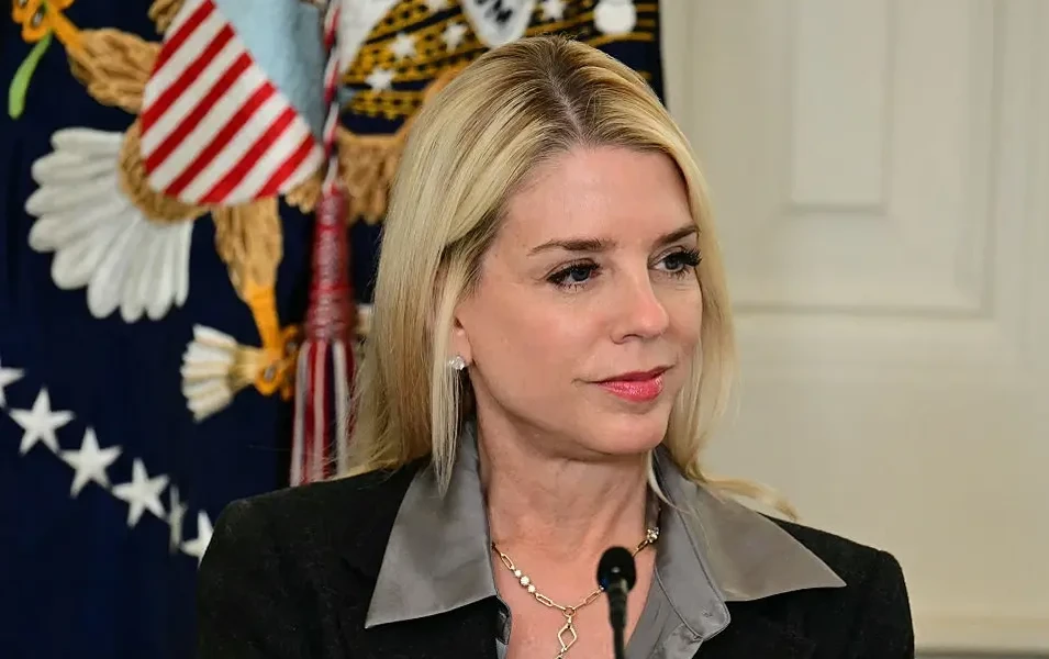 Pam Bondi battles thyroid cancer while joining White House AI panel