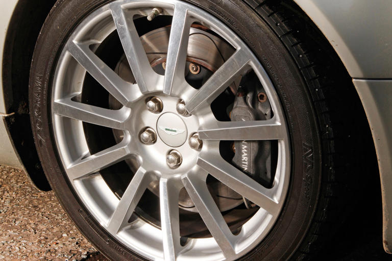 Aston Martin Vanquish: Culture shock