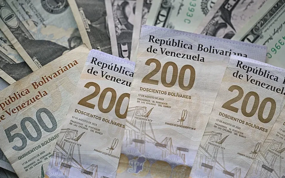 Venezuela picks Centerview for $150B debt overhaul without bidding