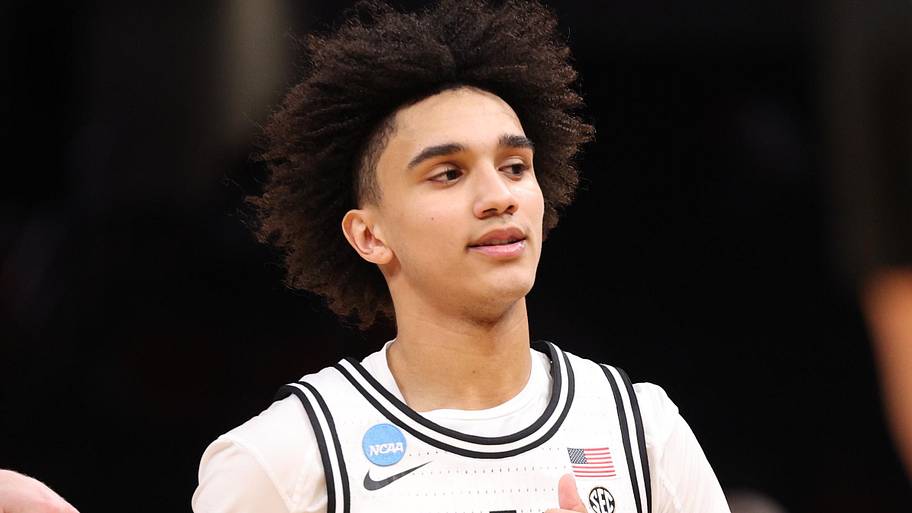 Handful of potential 2026 NBA draft prospects return to college