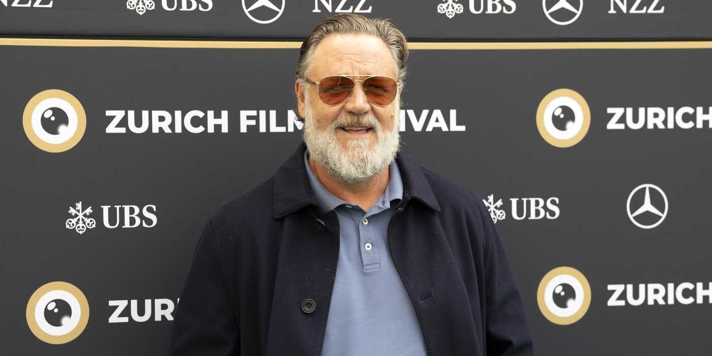 Russell Crowe speaks out after his Paris hotel confrontation goes viral