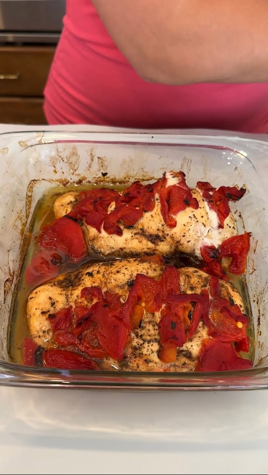 Easy roasted red pepper chicken dinner recipe for busy nights