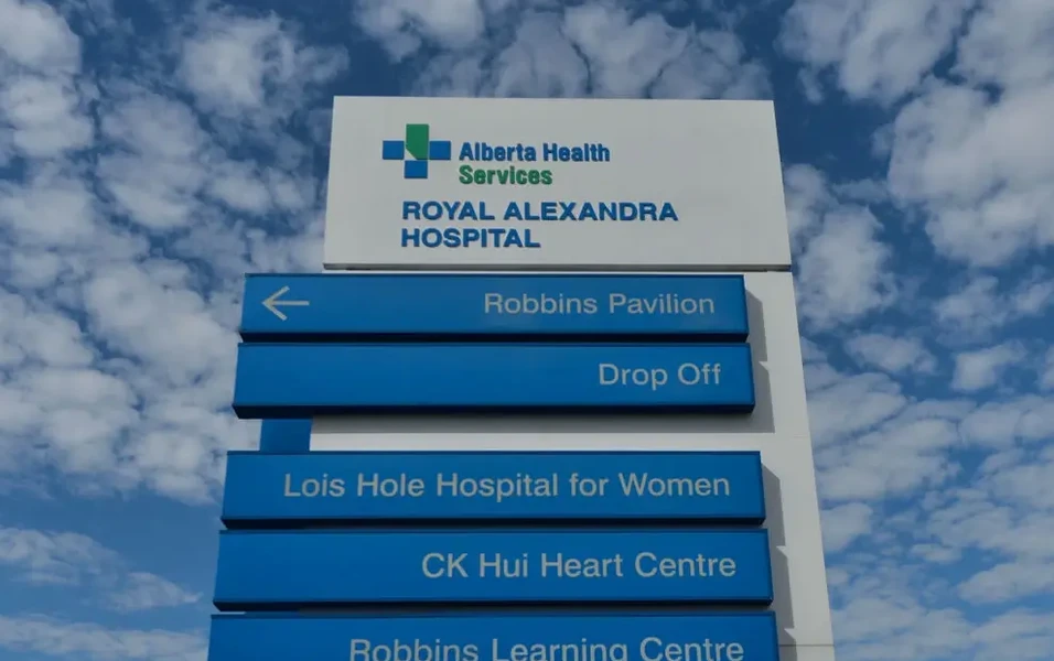 Royal Alexandra Hospital debuts Alberta’s first incision-less ESG