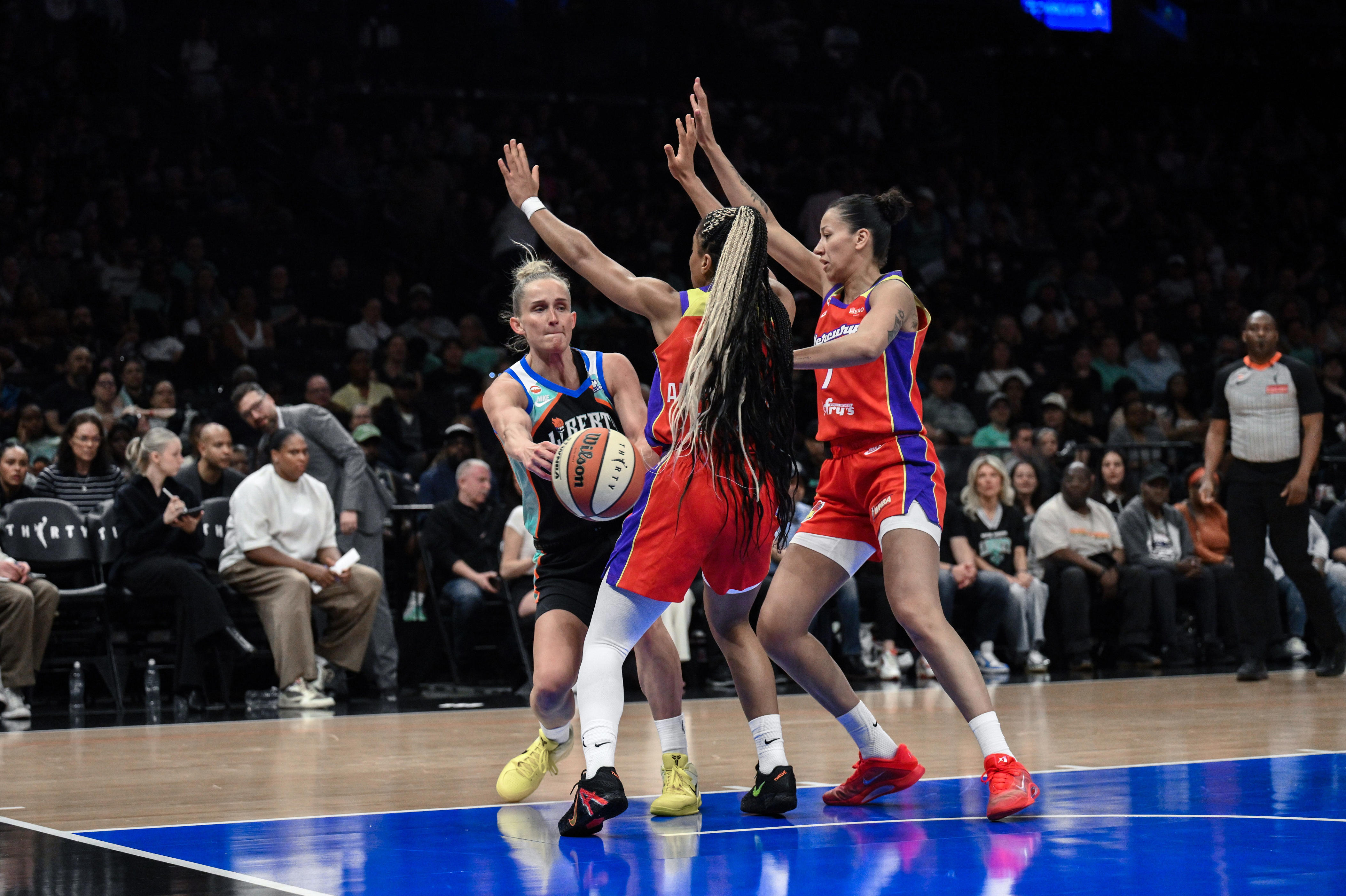 Arizona digest. Mercury doomed by ugly 3rd quarter, fall to Liberty