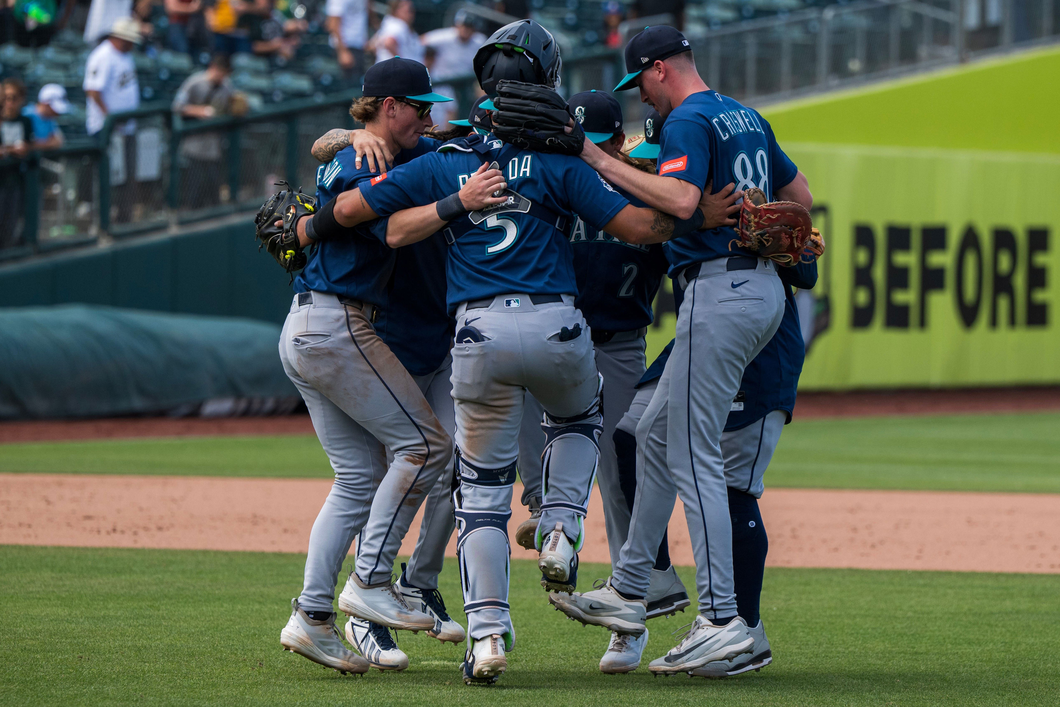 MLB union's proposal doesn't include salary cap