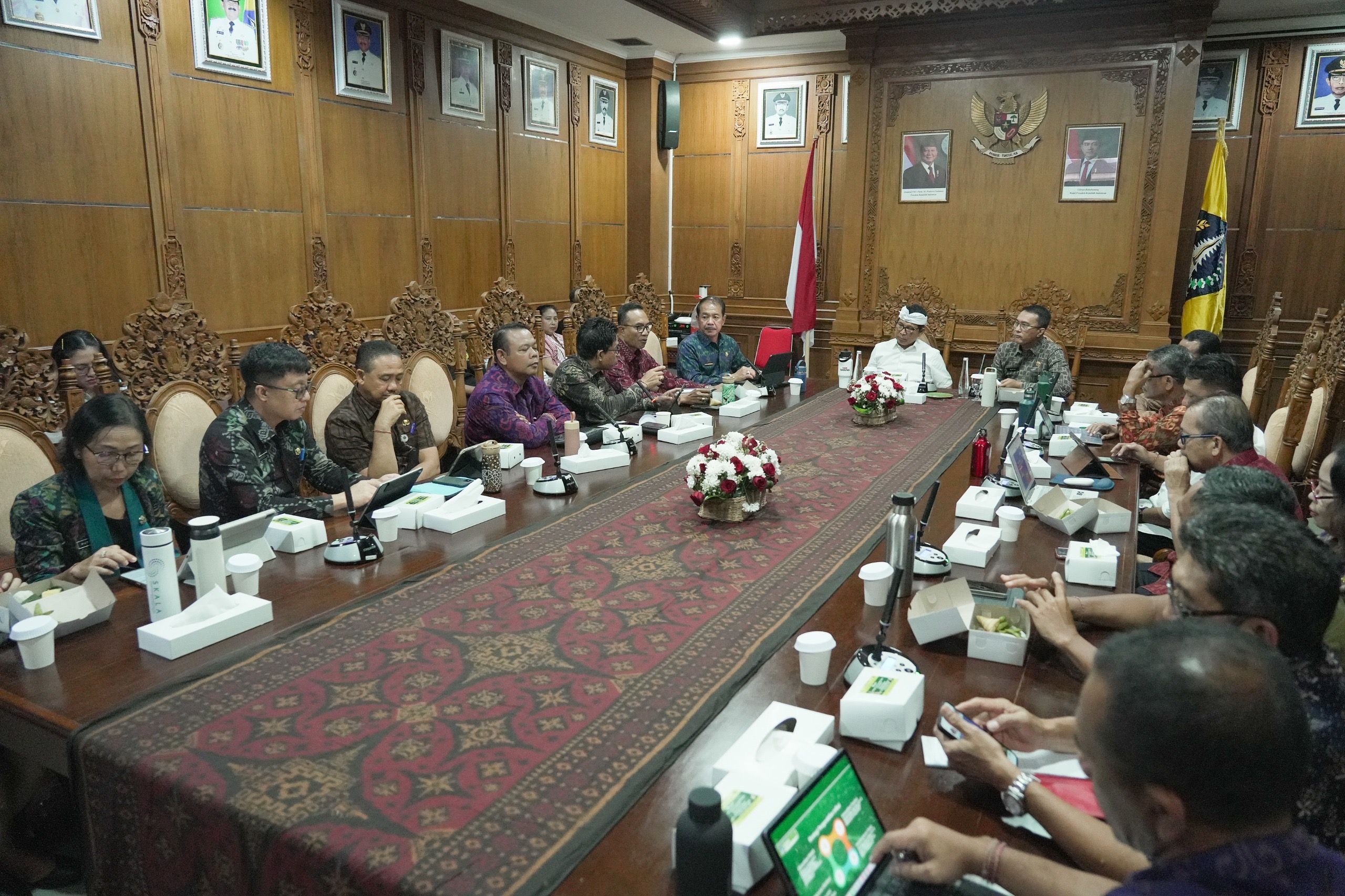 Jelang Idul Adha dan Galungan - Kuningan, Bupati Badung Adi Arnawa ...
