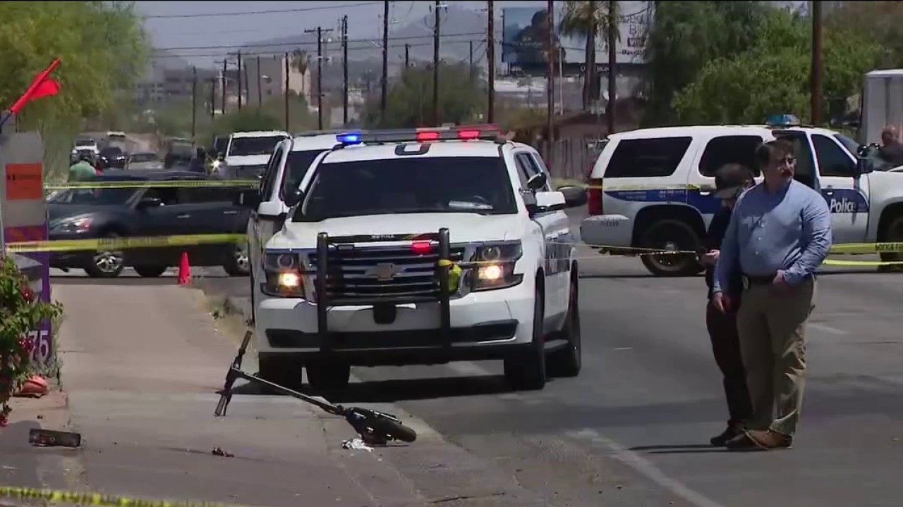 Electric scooter rider killed in South Phoenix crash