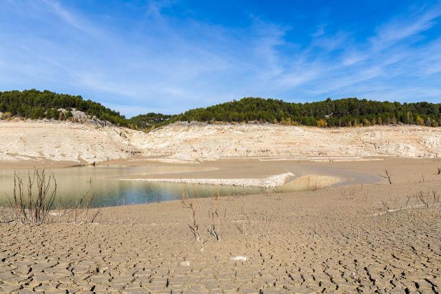 Reservoirs near America's biggest oil export hub plunge to just 8% capacity