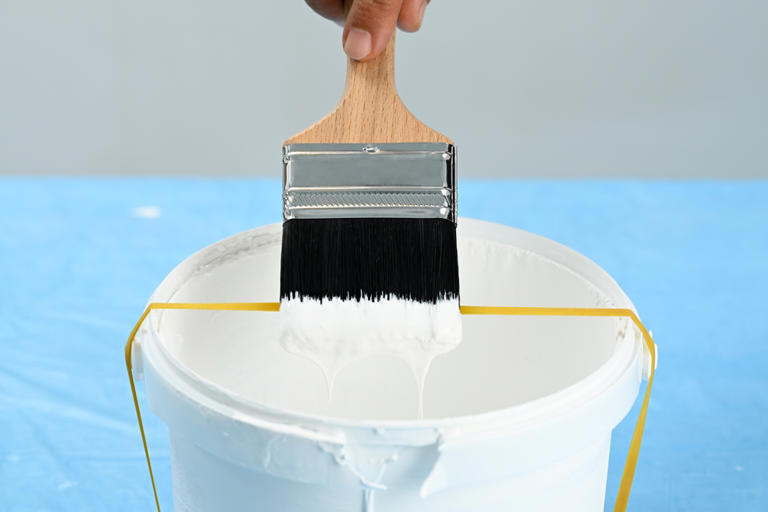 13 signs a house could raise red flags for buyers