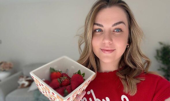 I tried 3 different Sainsbury's strawberries to find the best - winner ...