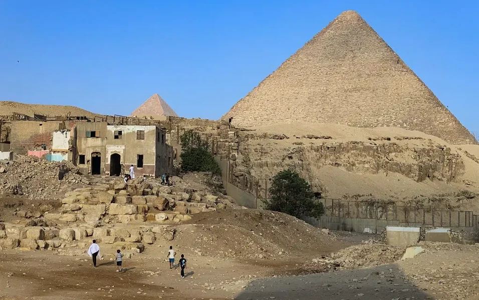 Study reveals engineering secrets behind Great Pyramid's quake resilience